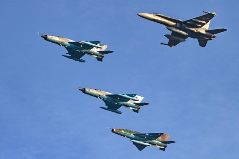 Go Bold #6: Stories from the Cockpit: LtCol Forrest Rock on RCAF Air ...